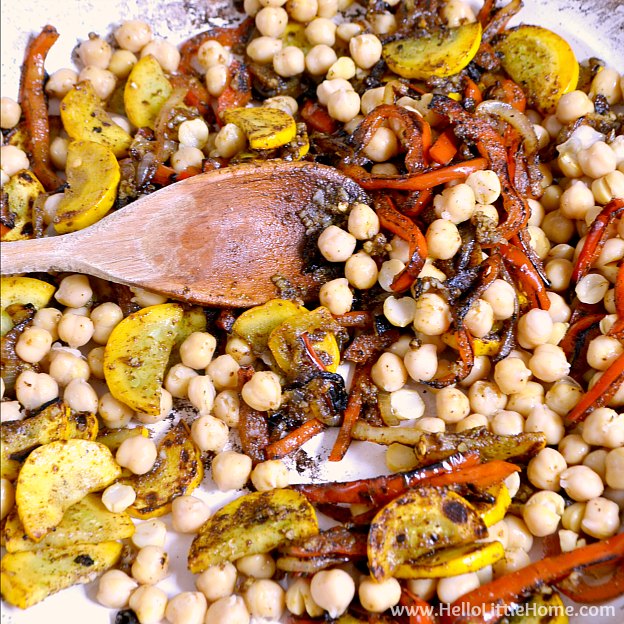 Curried Veggie, Chickpea, and Quinoa Stir Fry