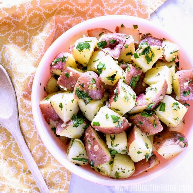 Red Potato Salad with Garlic Herb Dressing | Hello Little Home