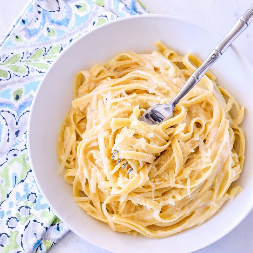 Best Homemade Alfredo Sauce (Quick + Easy) | Hello Little Home