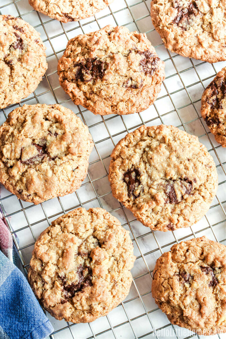 Oatmeal Walnut Chocolate Chip Cookies | Hello Little Home