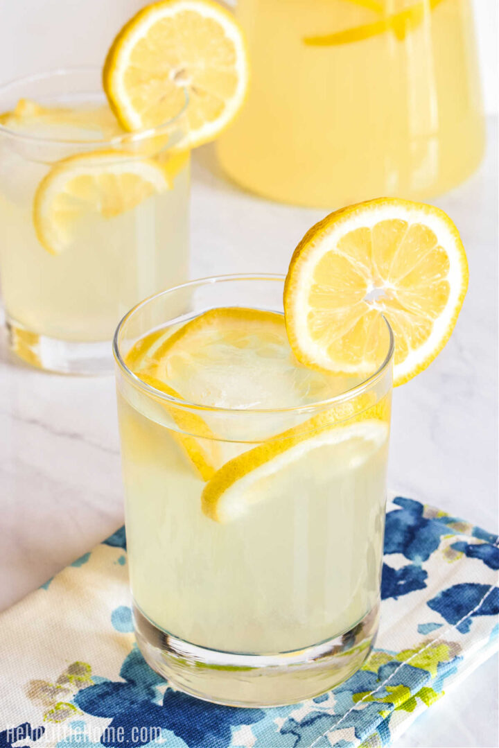 Homemade Lemonade (Quick + Easy Recipe) | Hello Little Home