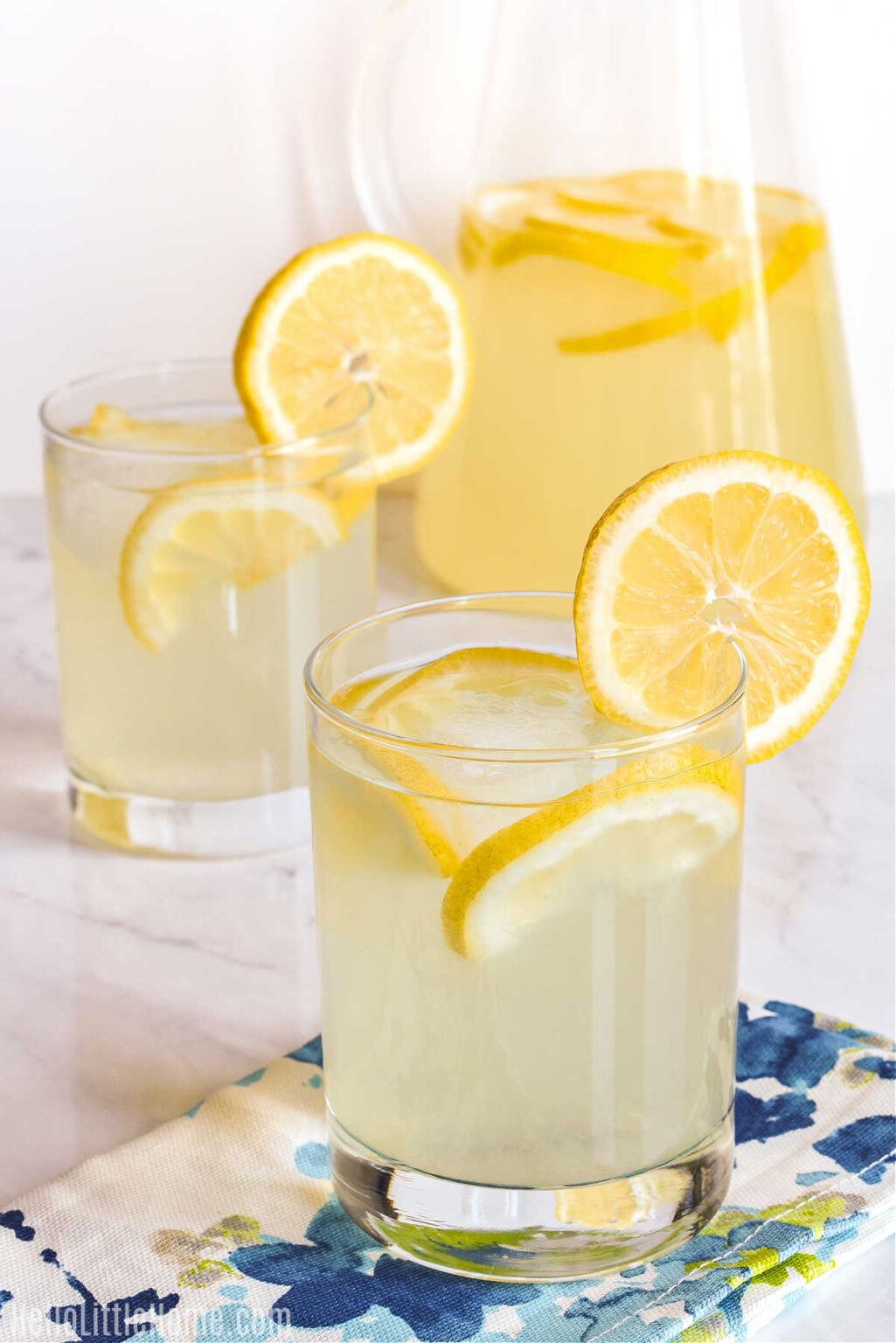 Homemade Lemonade (Quick + Easy Recipe) | Hello Little Home