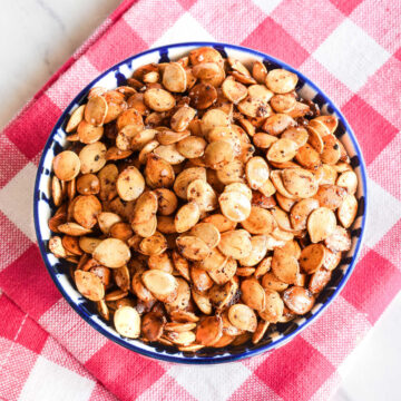 Roasted Squash Seeds (Quick + Easy Recipe) | Hello Little Home