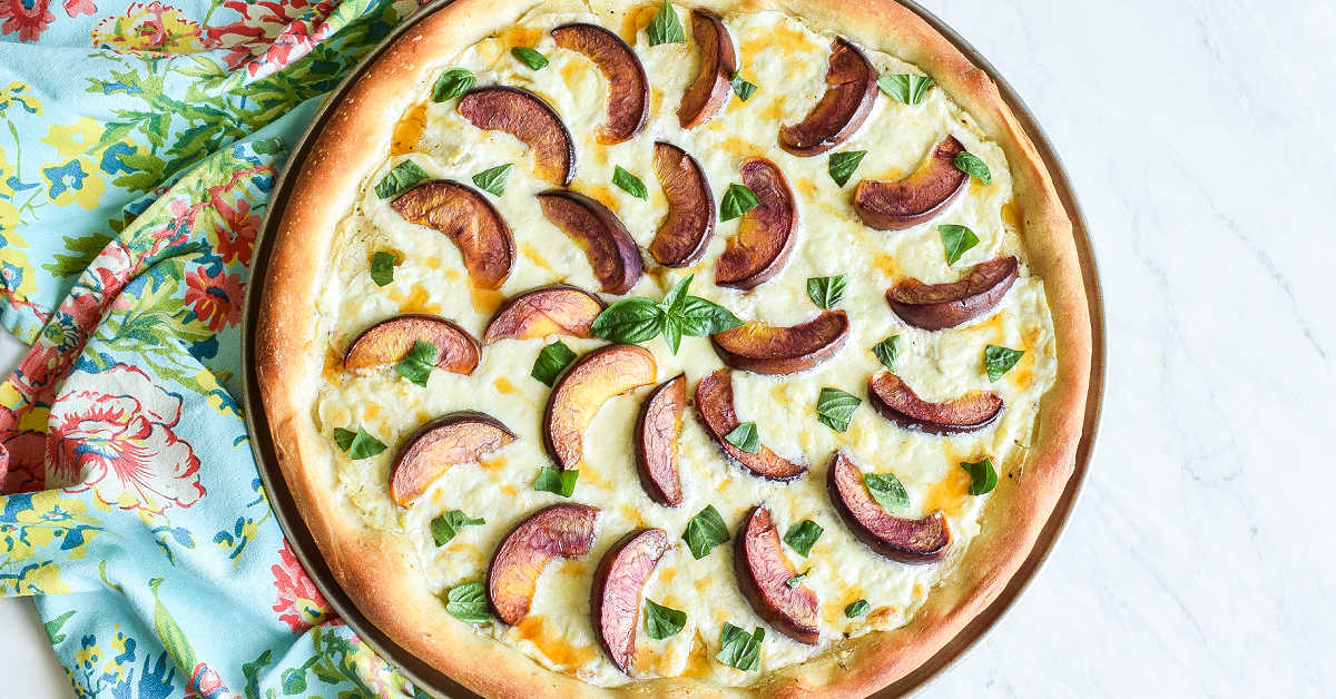 Peach Pizza (Quick + Easy Recipe) | Hello Little Home