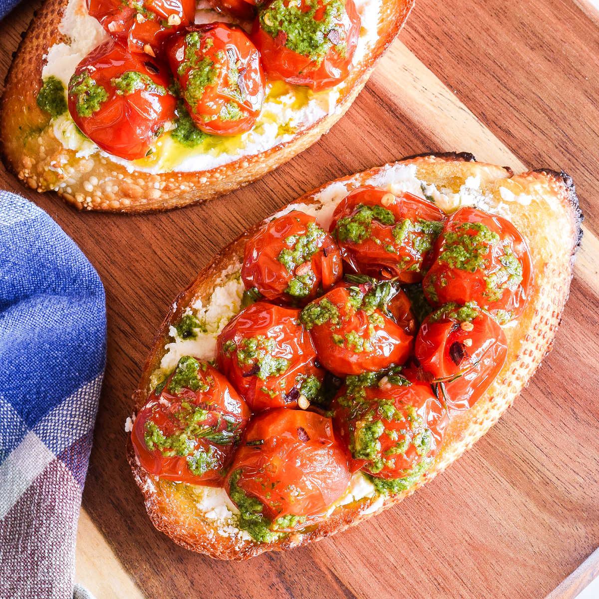 Roasted Tomato Tartine (Easy Recipe) | Hello Little Home