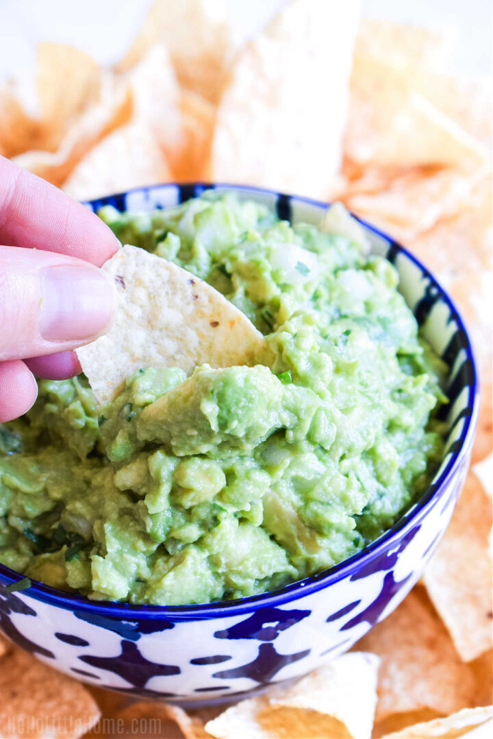 Simple Guacamole (without Tomatoes) | Hello Little Home