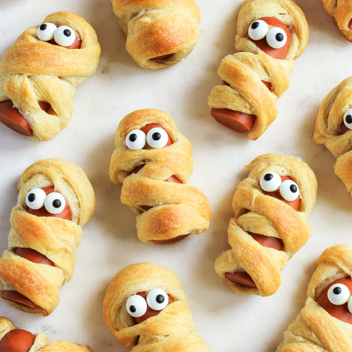 Mummy Hot Dogs (Quick + Easy Recipe) | Hello Little Home